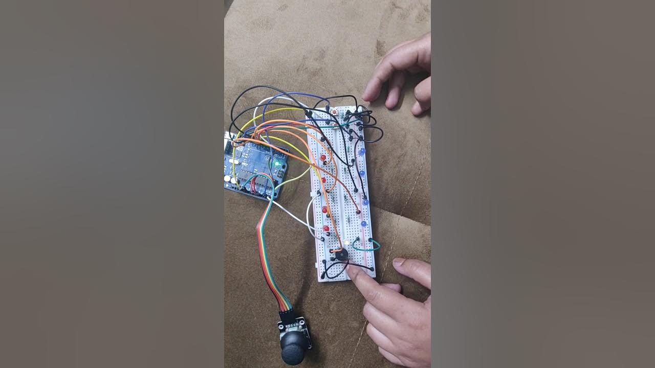 Arduino based catch the light game - YouTube