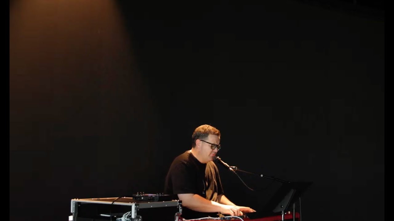 As The Deer - Jonathan Lewis | UPPERROOM Wednesday Set 11/13/2024 - YouTube