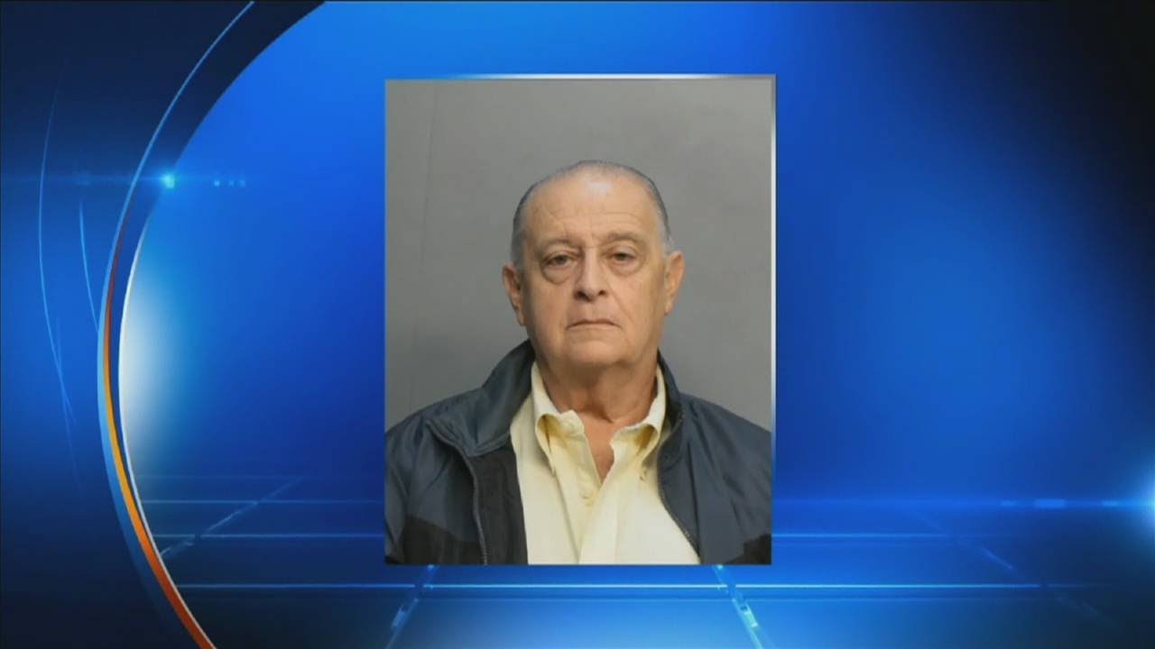 Miami building inspector Jose Fabregas indicted in bribery scheme - YouTube