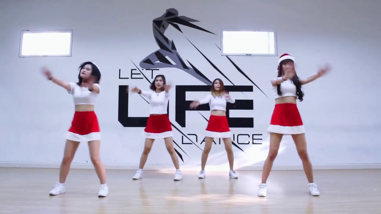 Merry Christmas 2015 ! Dance Cover by EDM Dance Crew online video ...