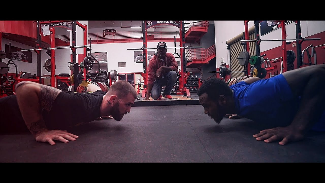 TRAINING FOR MY FIRST PRO FIGHT! - YouTube