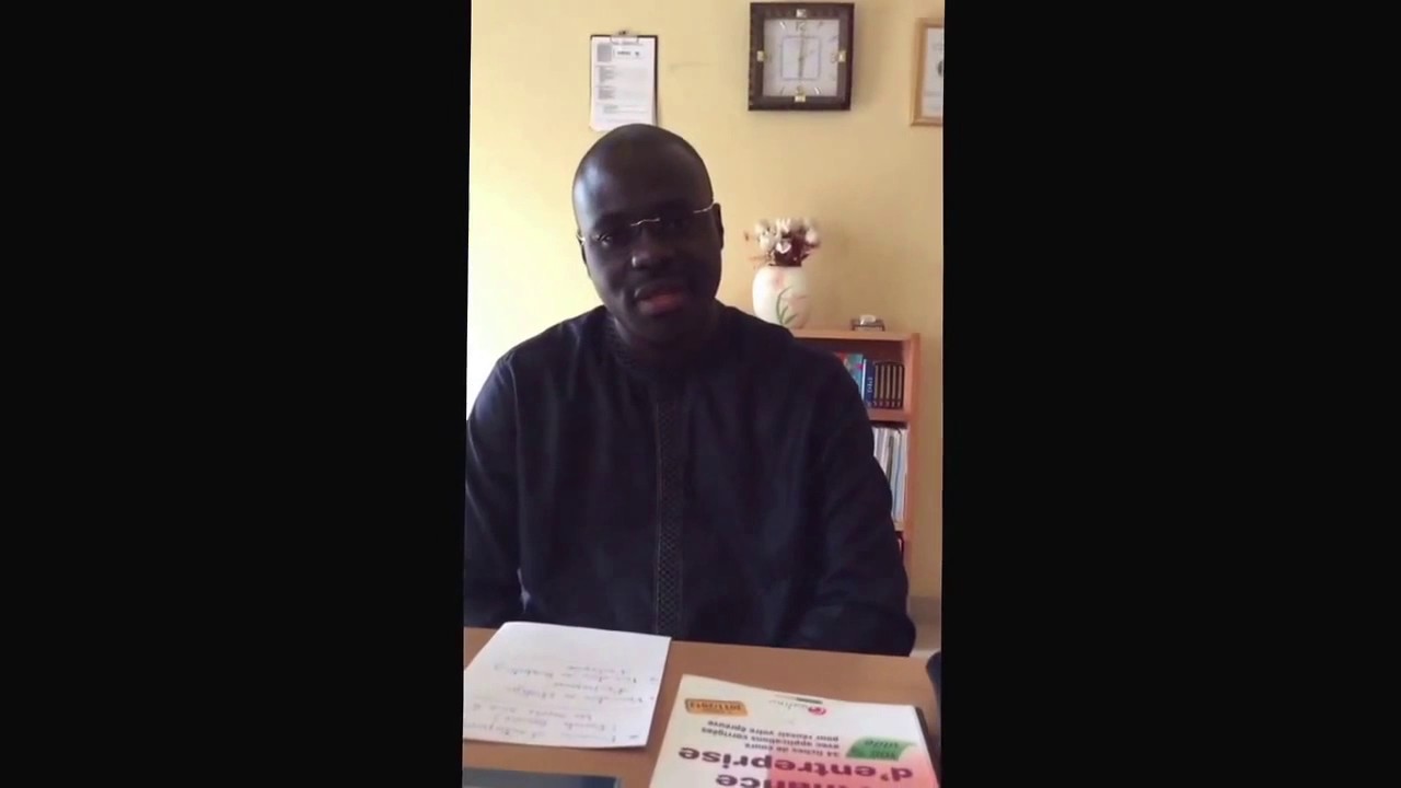 Achat du Livre je suis comptable de Mr. Teddy CHACHA - YouTube