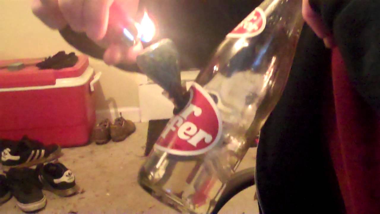 Big bong hits from Dr. Puffer - YouTube