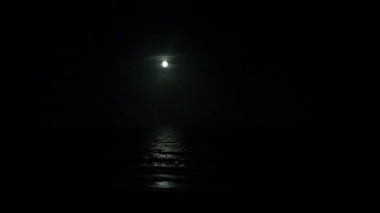 Christmas Full Moon Rises Over The Ocean Cocoa Beach - YouTube
