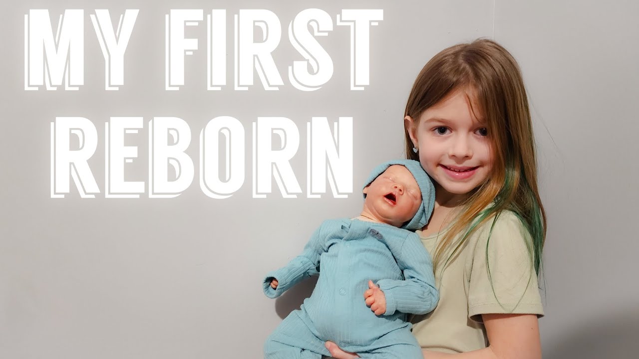 THE BEST CHRISTMAS GIFT !!! My FIRST reborn doll !! - YouTube