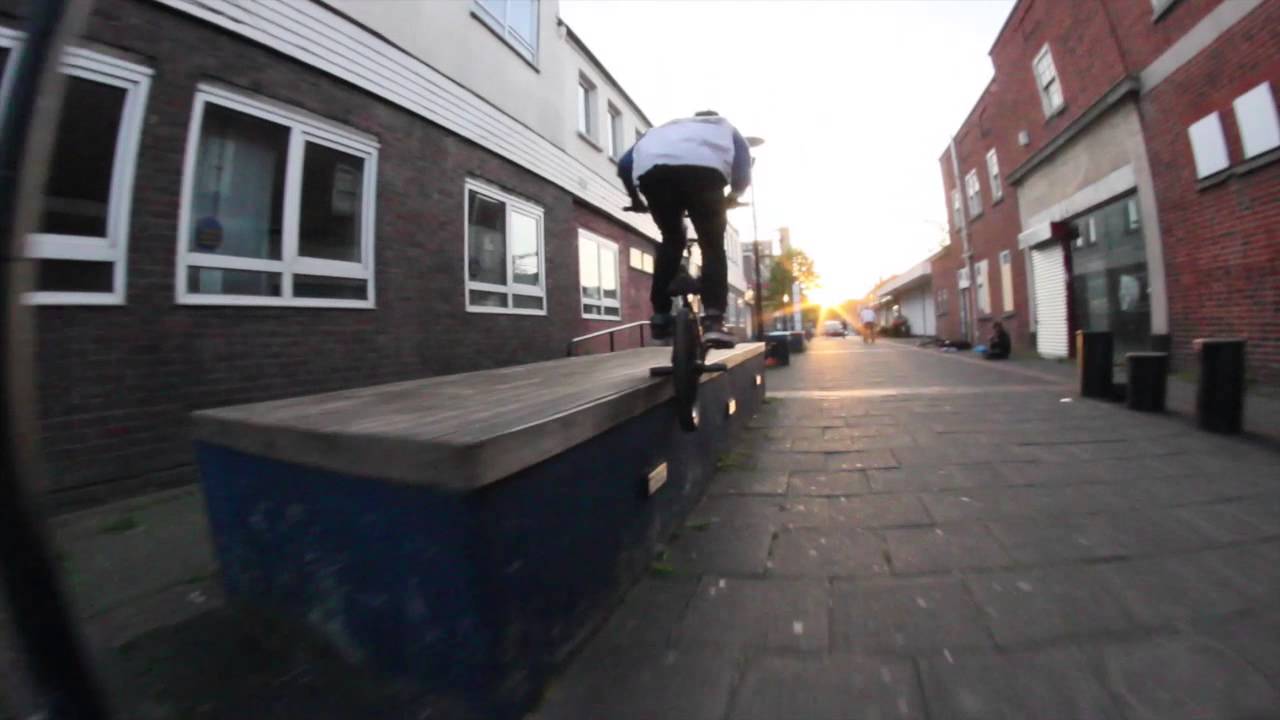 Camera smashing - YouTube