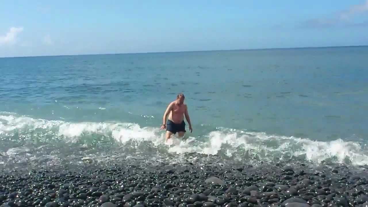 Daniel Craig sea scene - YouTube