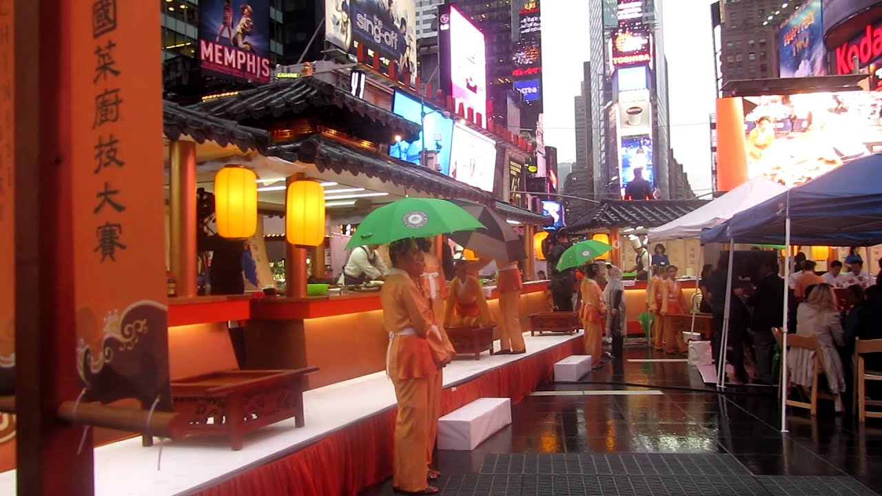 Chinese Cooking Competition-Times Sq. - YouTube