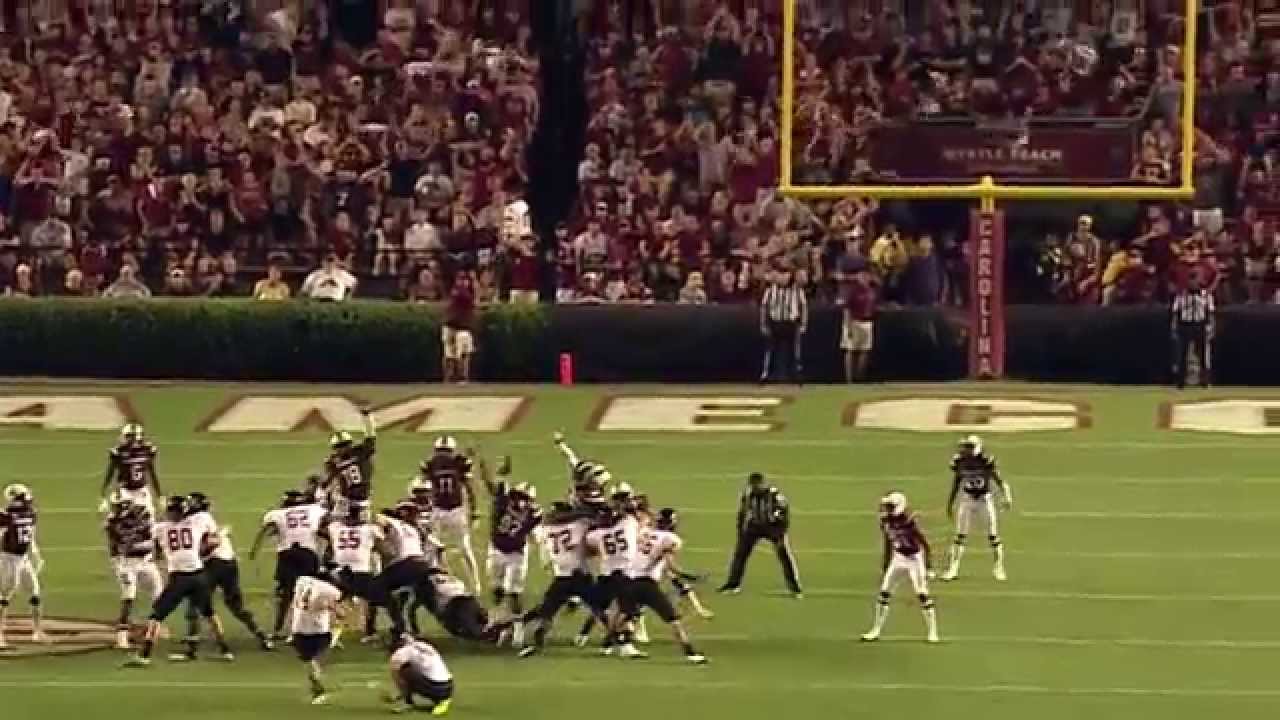 Gerald Dixon Jr. Blocked Field Goal vs ECU - YouTube