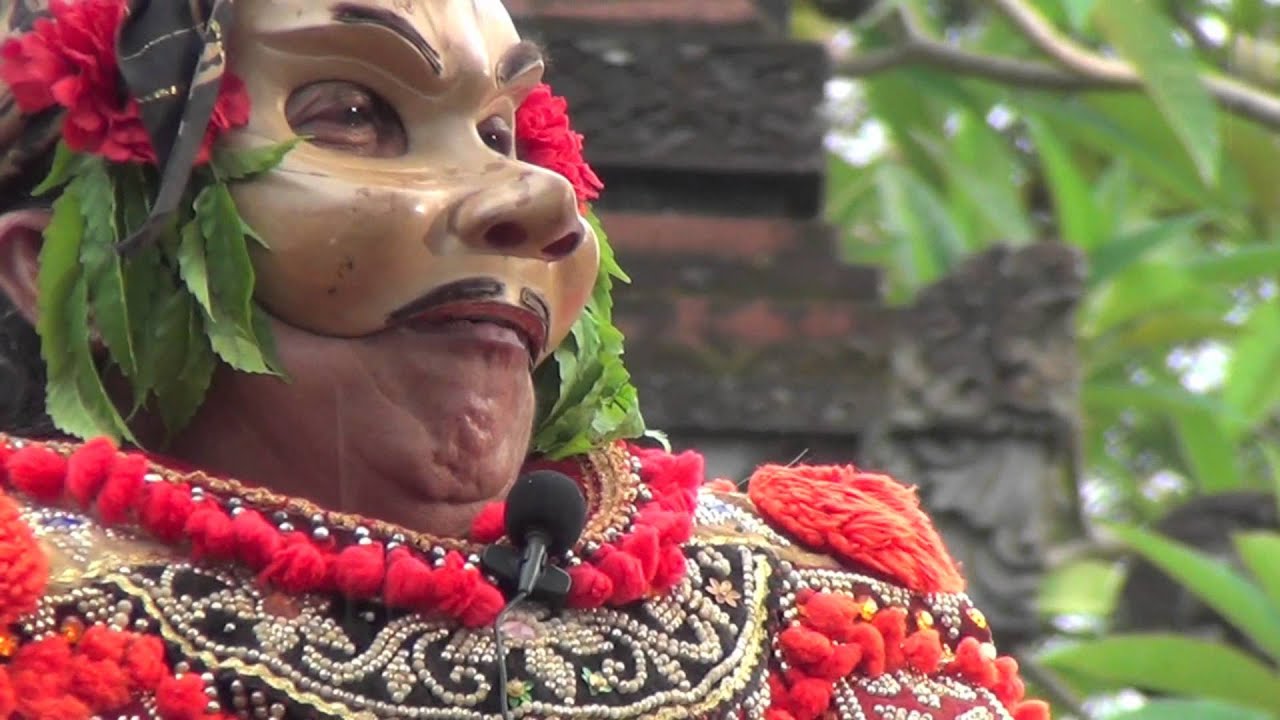 Bali: Topeng (mask performance) in Pura Dalem Sanur by Hans & Fifi ...