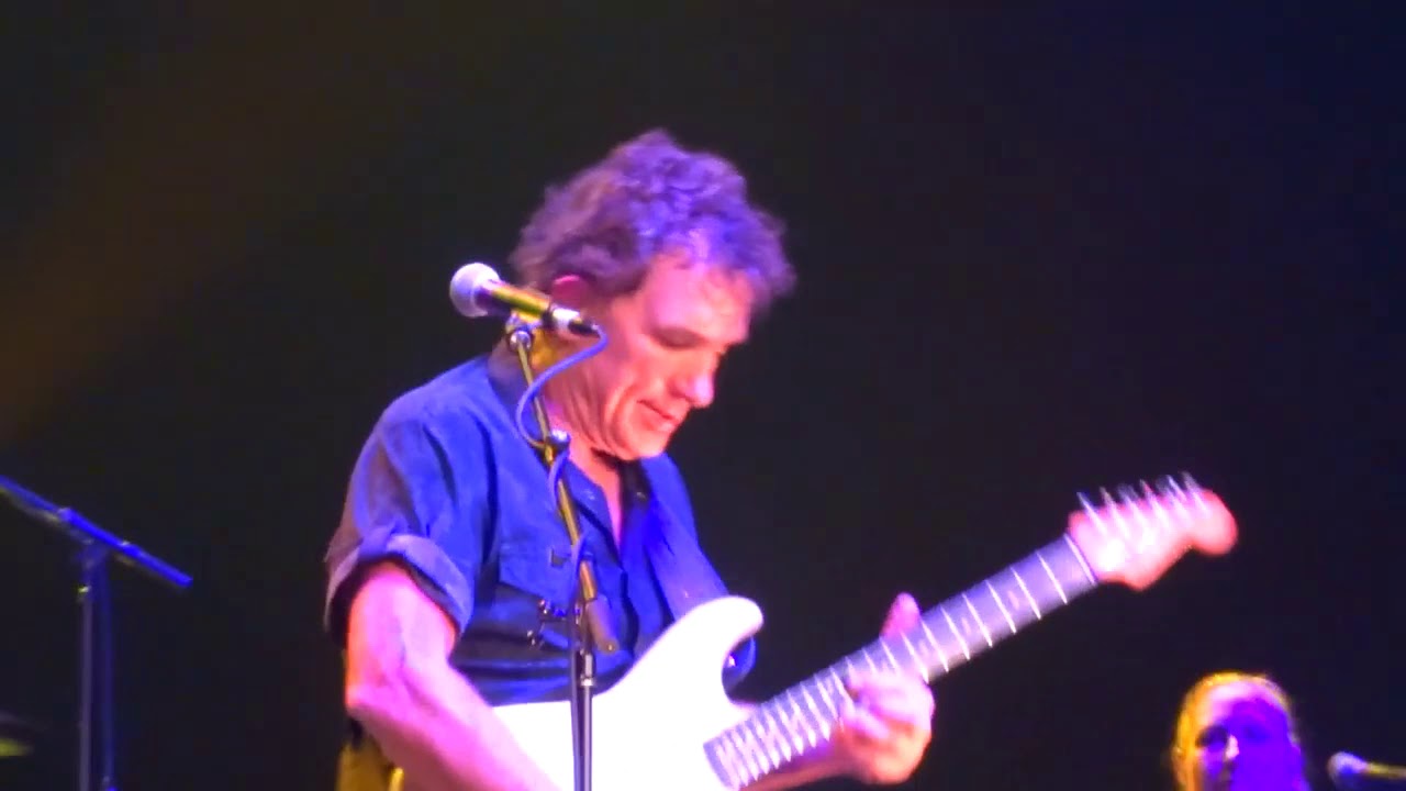 Ian Moss - LIVE at The Palais (5) - YouTube