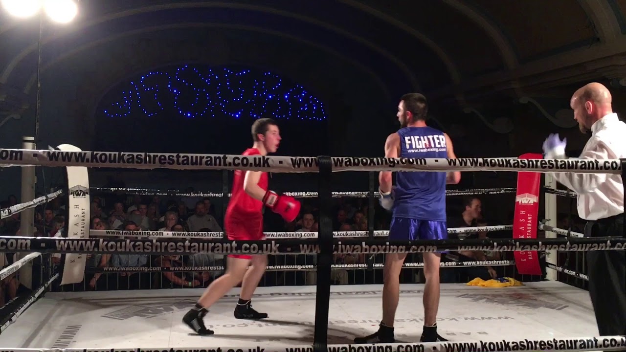 IWA BOXING 22 WIRRAL - CALLUM BIRCHALL V JOHNATHON WOOD - YouTube