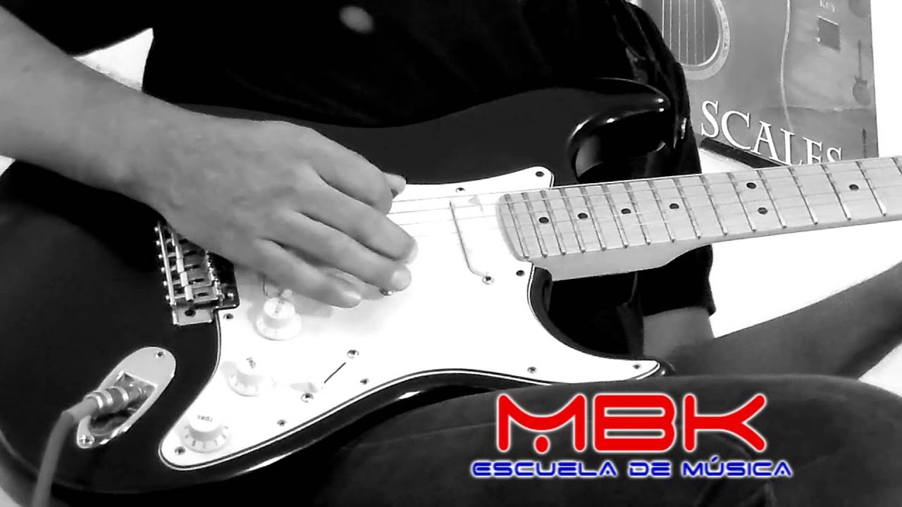 Adan Solano - Clases de Guitarra Eléctrica - YouTube