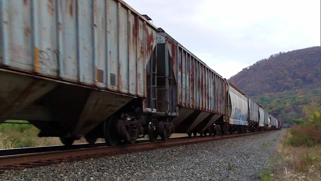 CSX SB Auto 41 5460 102 6157 Safety Training Cars (4) Mixed - YouTube