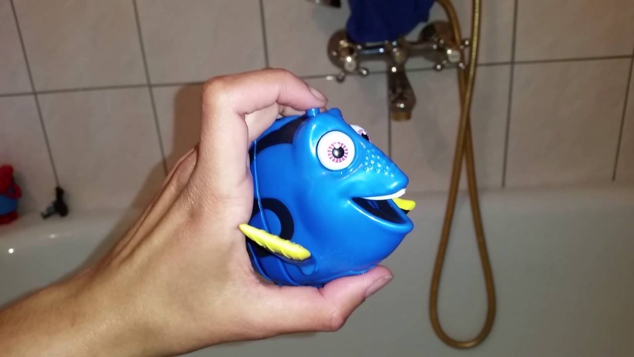 Disney Store Disney Pixar Finding Dory swimming toy Really swims ...