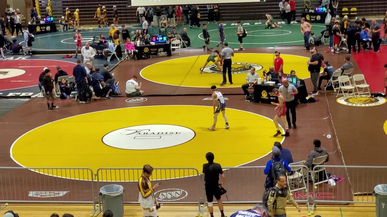 Logan Robinson wrestling @Temecula BTB 1st match - YouTube