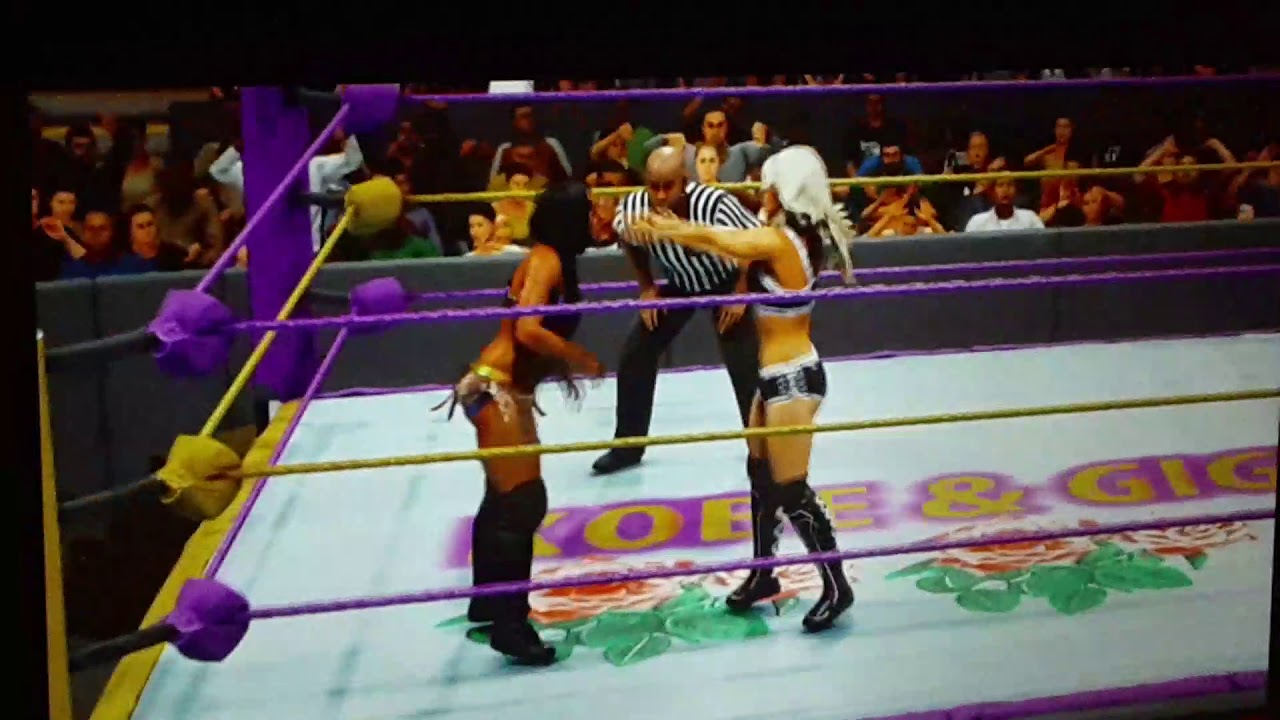 MONDAY NIGHT RAW 2K19 UNIVERSE MODE:EMBER MOON VS ALEXA BLISS - YouTube