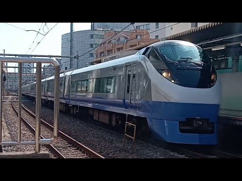 E657系K1編成フレッシュひたち塗装(ブルーオーシャン) 特急ひたち15号いわき行(15M) 北千住駅1番線通過 2024,3/31 #e657系 #リバイバルカラー - YouTube