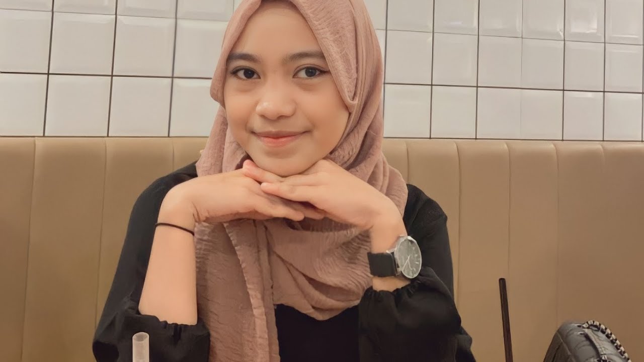 PERKENALKAN DIRI - YouTube