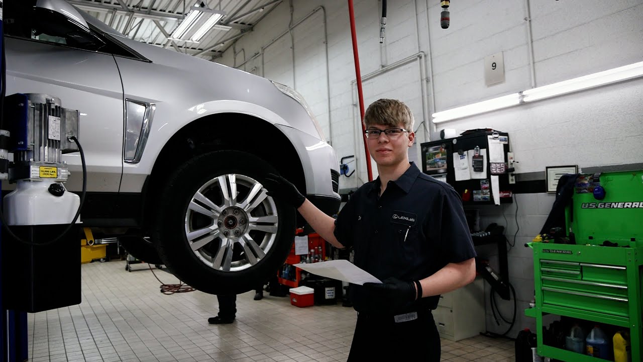 A Day in the Life of an Auto Tech at Performance Lexus RiverCenter ...