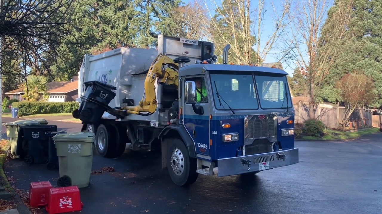 Aloha garbage disposal peterbilt 320 Wayne Curbtender garbage truck ...