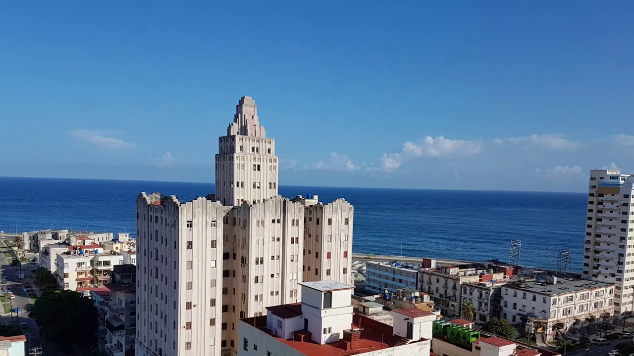 Vistas del Vedado desde las calles Linea y L, La Habana #Cuba - YouTube