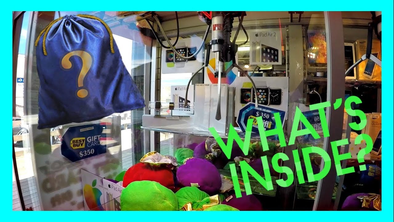 MYSTERY BAG CLAW MACHINE WIN - WHAT'S INSIDE THE BAG? - YouTube