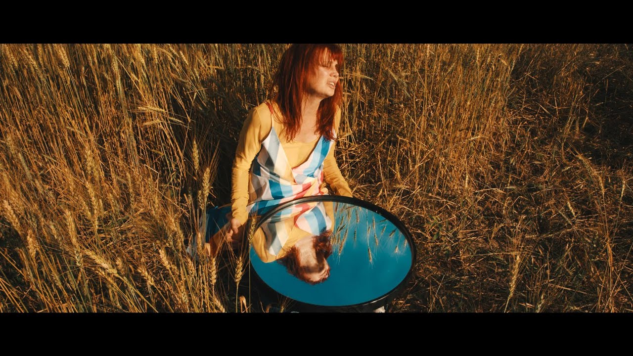 Chloé Sainte-Marie - Plain Song Song of a Plain Man - YouTube