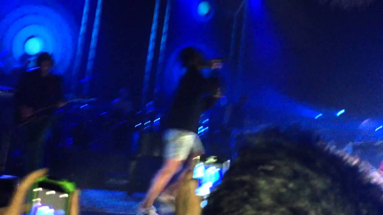 Childish Gambino: Deep Web Tour New York City 3/29/14 - YouTube