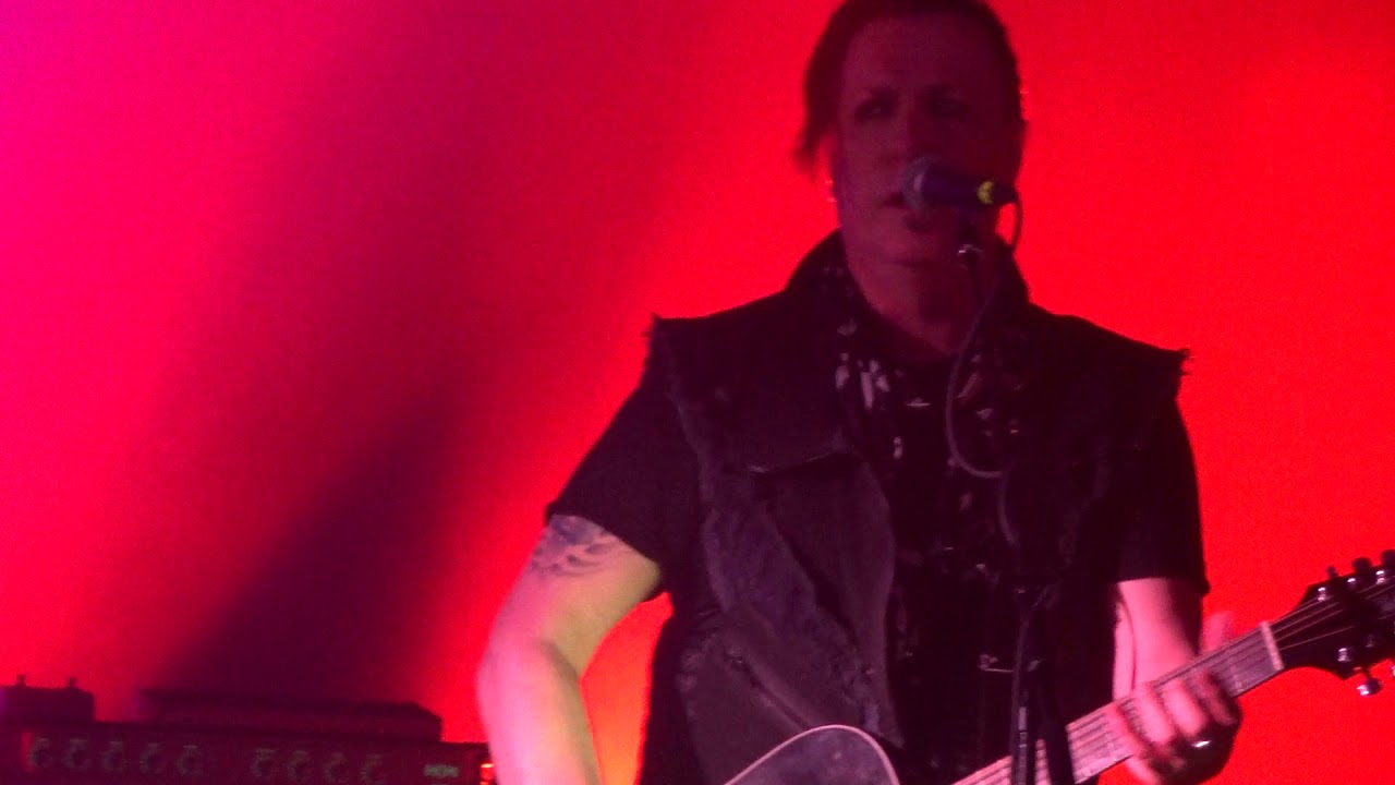 Peter Murphy David J (Bauhaus) live in Chicago at Rockefeller Chapel ...