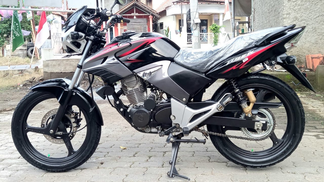 REVIEW TIGER REVO TRAKHIR PRODUK 2014 LOW KILOMTER RASA BARU - YouTube