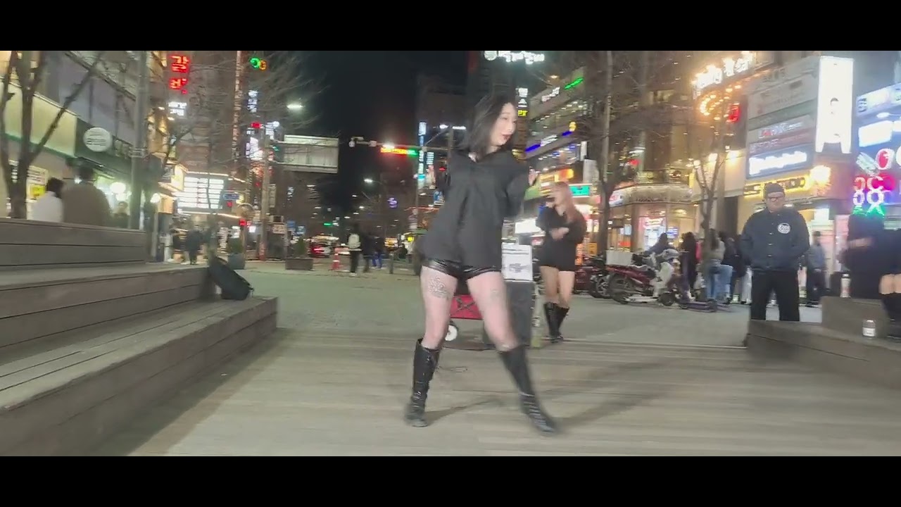 얼루어#지영#마리오네트#240318#신촌버스킹 - YouTube