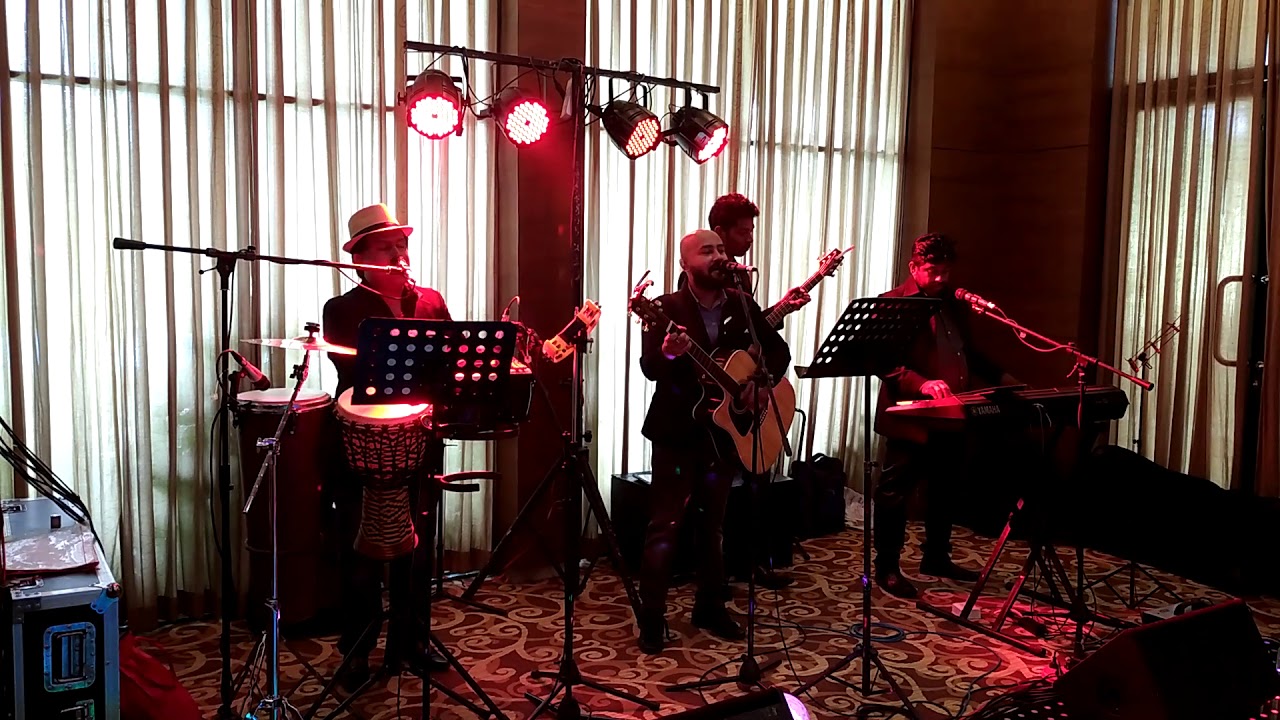 Chandra me re paya awa... cover by gloria 4 pcs band. - YouTube