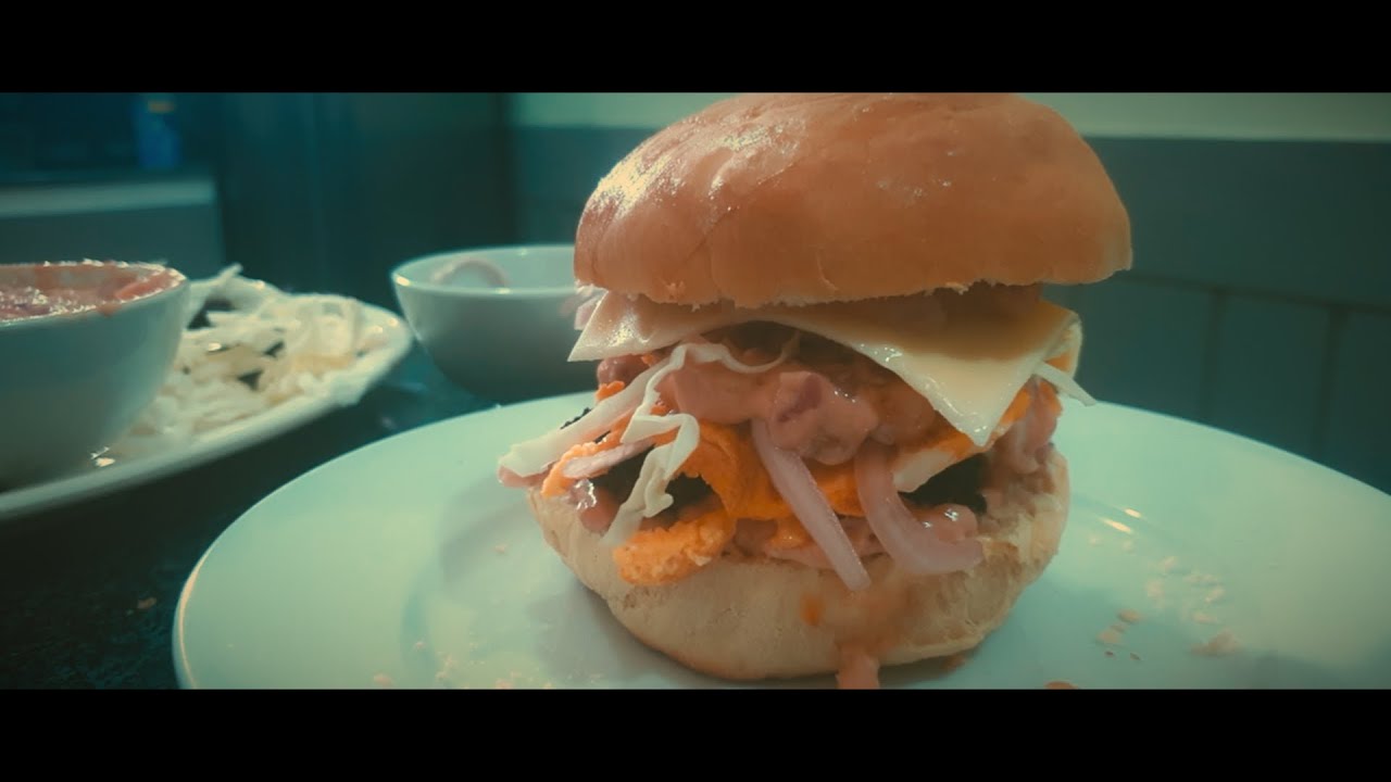 Simple Beef Burger - YouTube