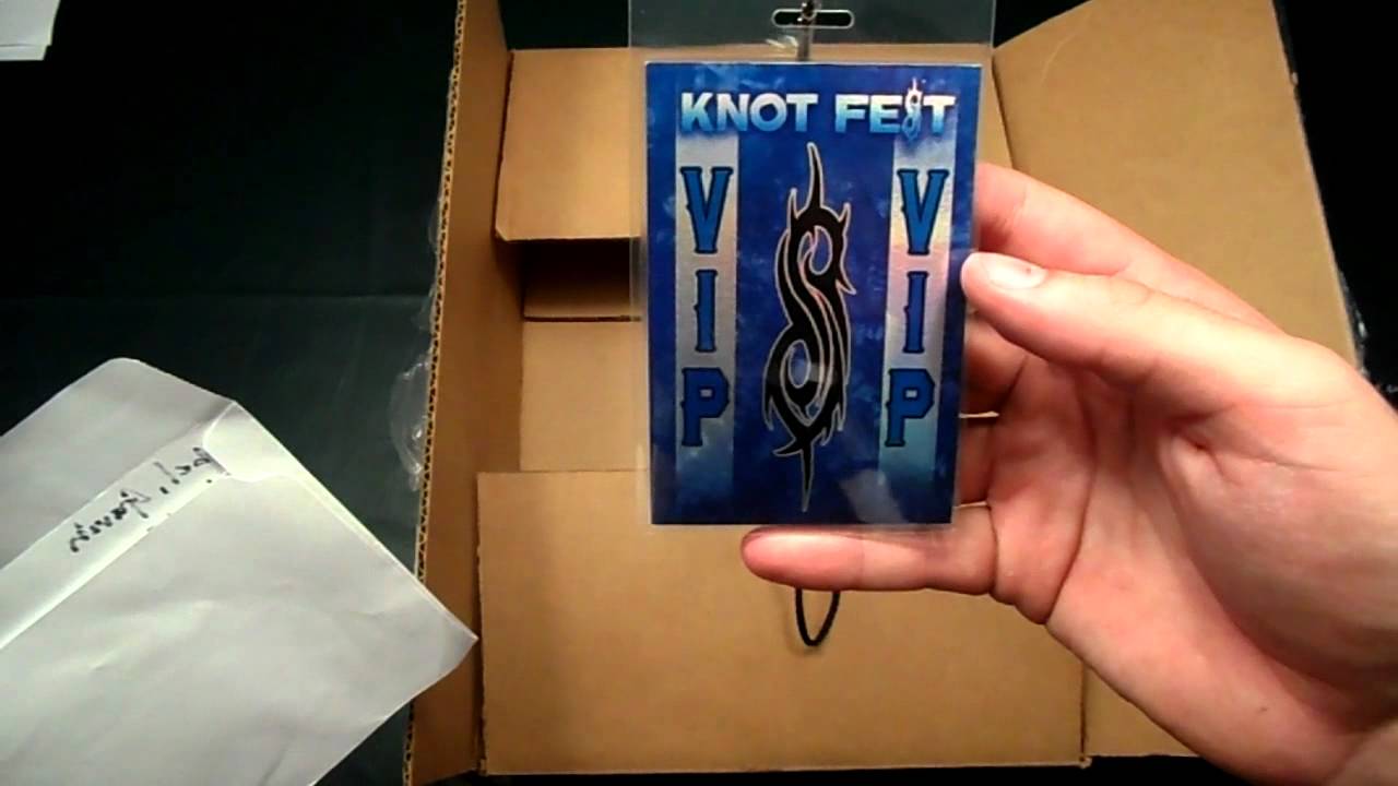 Slipknot's first annual Knotfest vip merchandise opening - YouTube