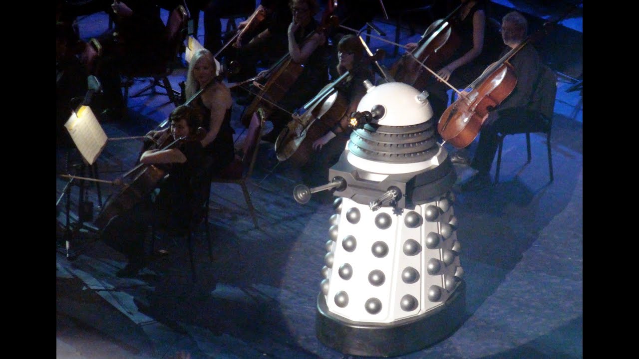 Memories from Doctor Who at the Proms 2010 (Selected Highlights) - YouTube