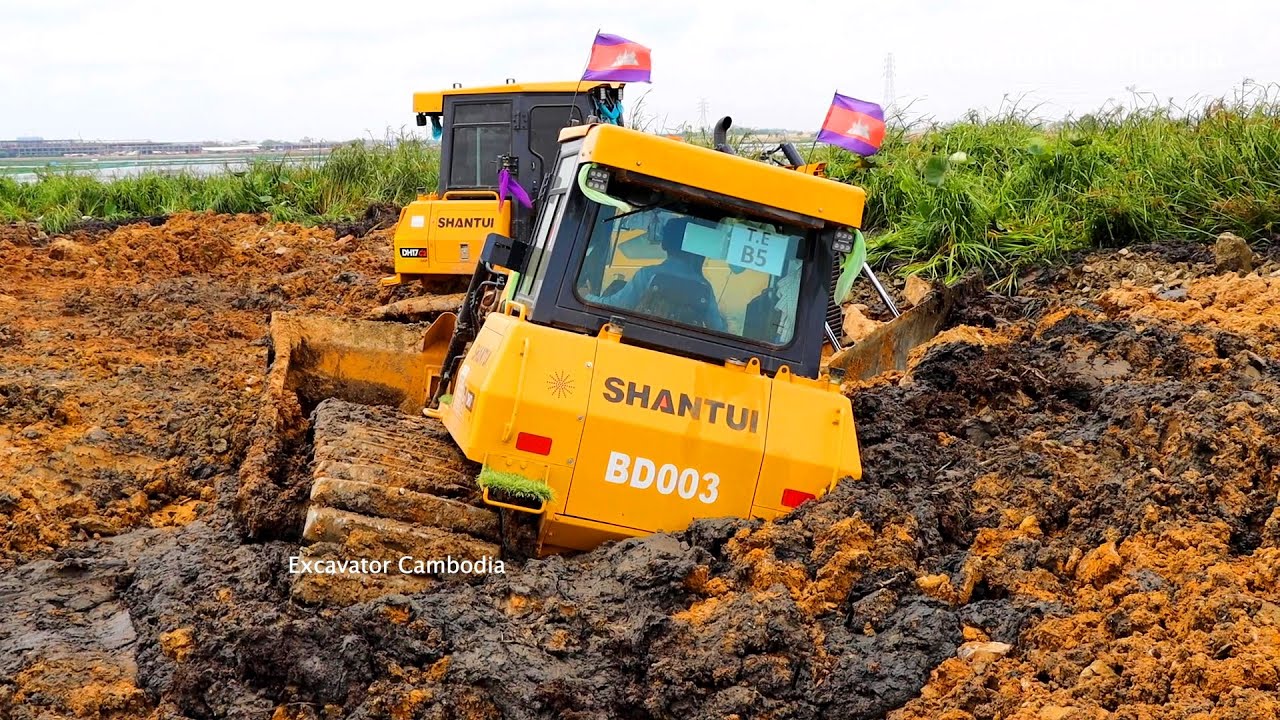 Amazinh Compilation VDO Excavator Stuck,Bulldozer Stuck,Dump Truck ...