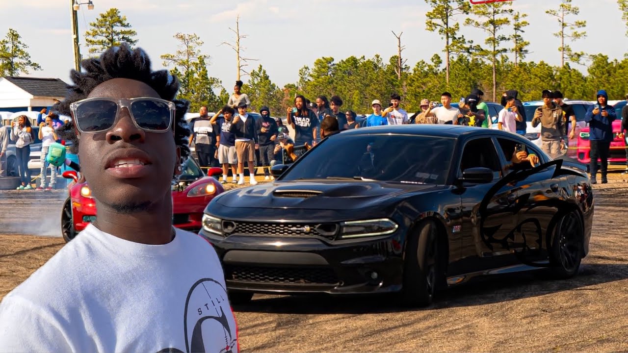 I SLIDE MY WIDEBODY HELLCAT TO DJ CHEETO LEGAL PIT WARZONE - YouTube