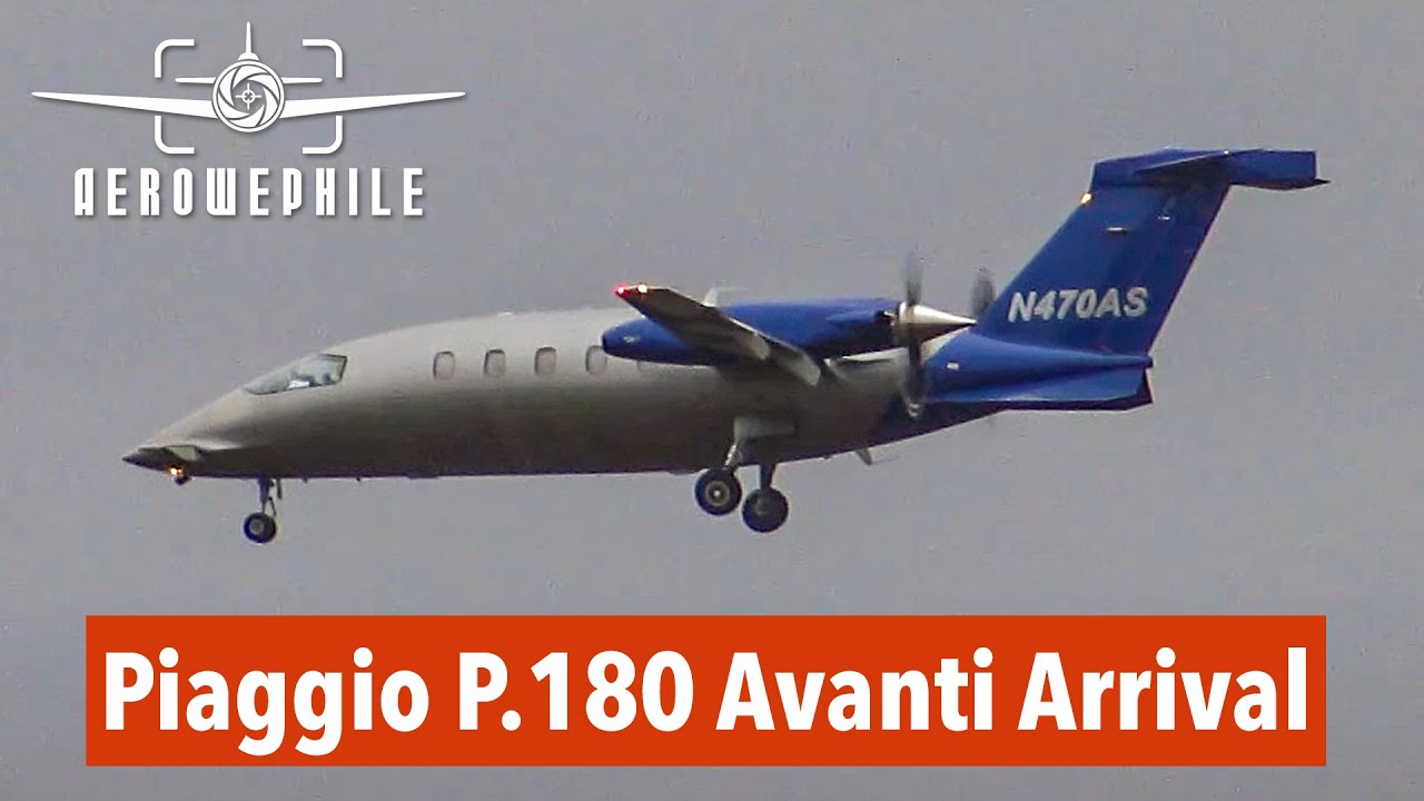 Piaggio P.180 Avanti Arrival with American Eagle E175LR and Embraer ...