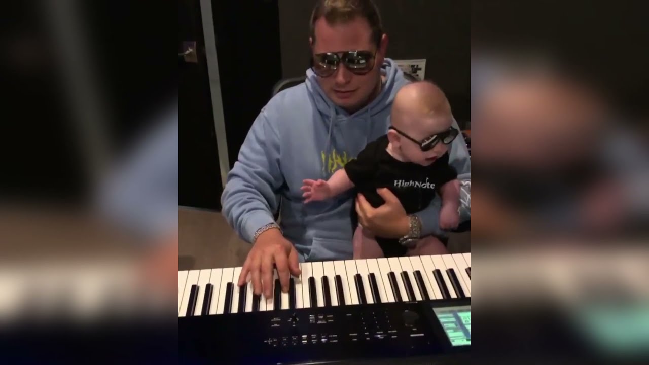 Best Of Scott Storch In The Studio [Part 2] - YouTube