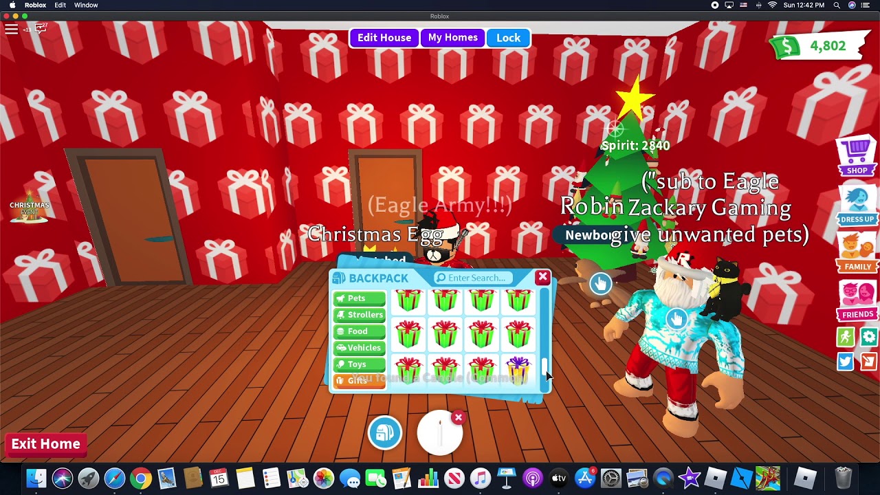 Opening a BUNCH of Christmas gifts in roblox Adopt me - YouTube