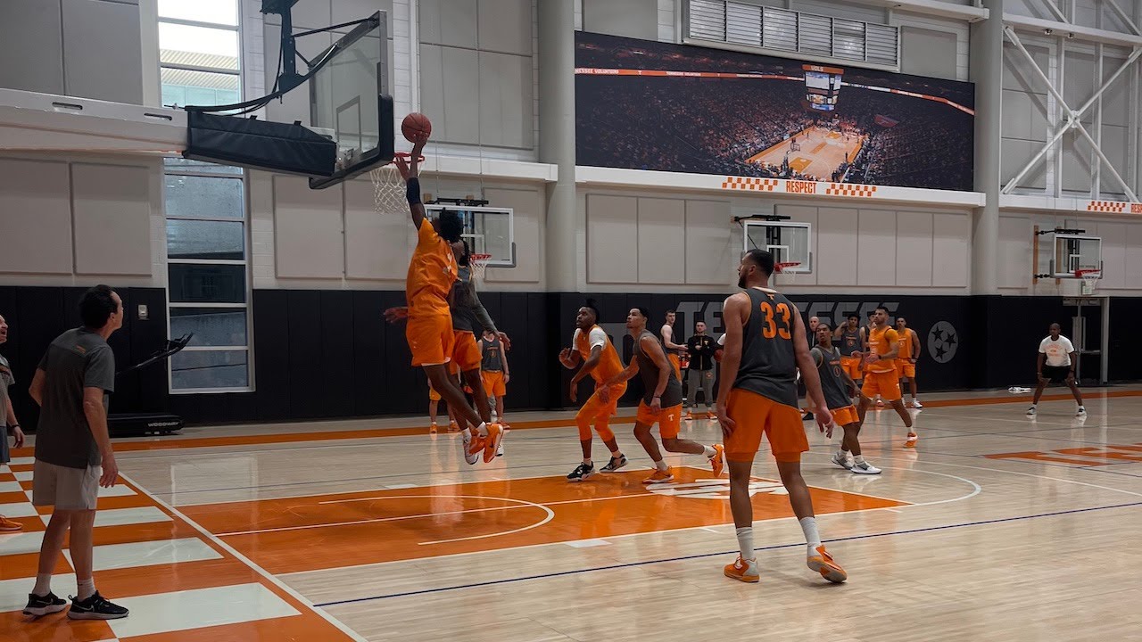 Tennessee Basketball Hits the Court to Kick Off Fall Practices ...