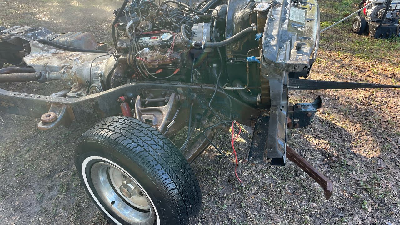 REMOVING CAB OFF 85’ SQUARE BODY #hotrod #restoration #chevrolet #chevy ...