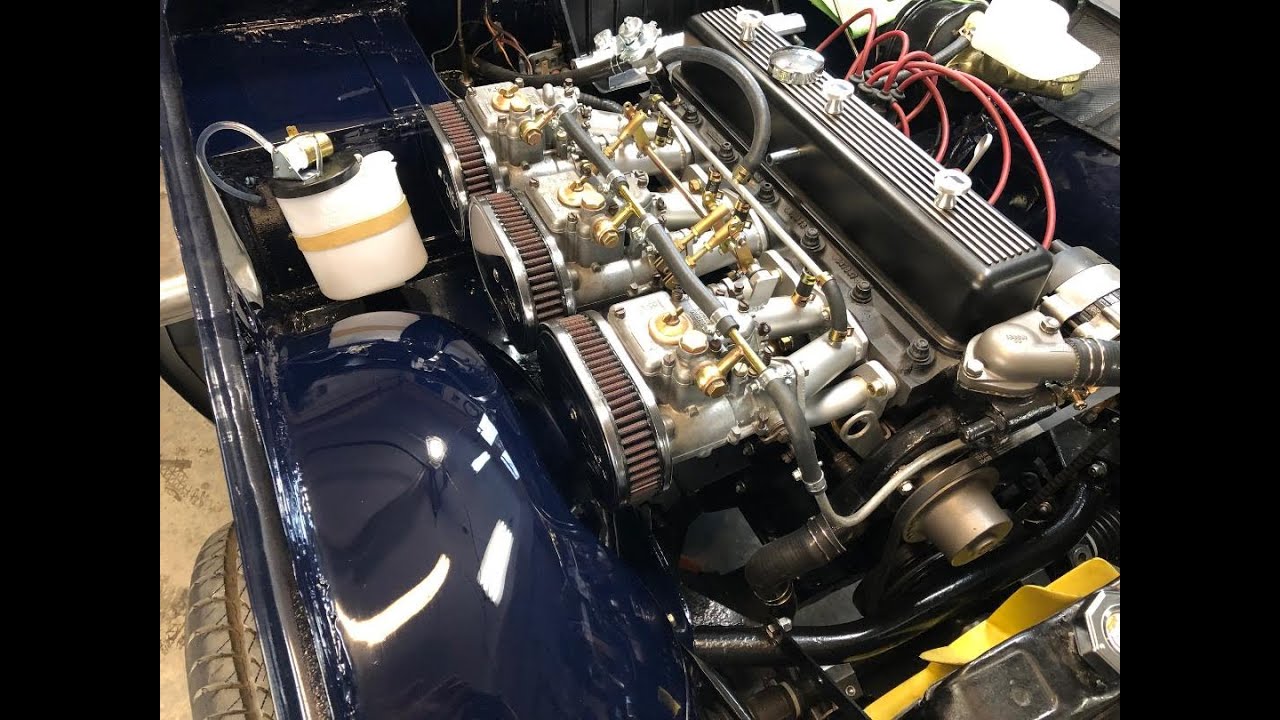 1968 Triumph TR250 Restoration, Assembly, Triple Weber Carburetor DCOE ...