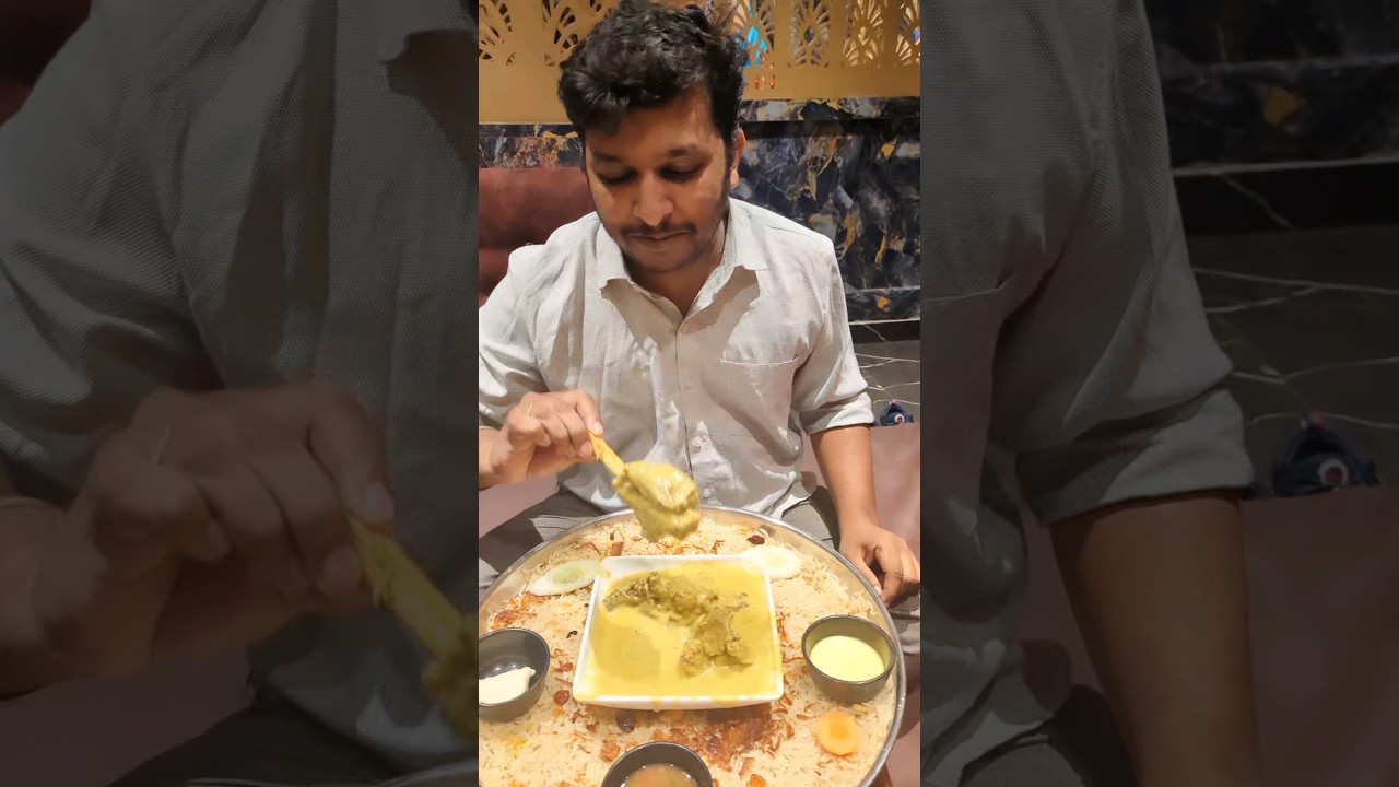 Kancham enti inthundi🫣😮😦😂🤣🤩 Girl Friend Mandi 😉 #muttonmandi - YouTube