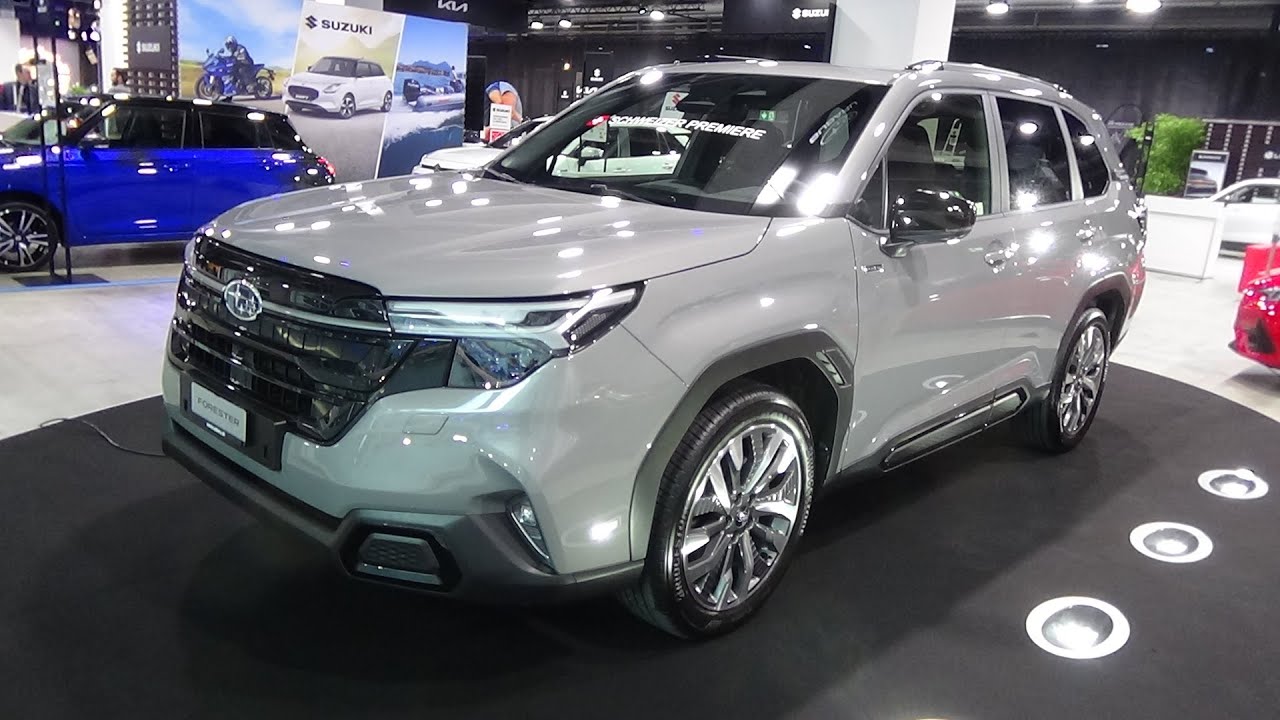 2025 Subaru Forester 2.0i e-Boxer AWD Luxury - Exterior and Interior ...