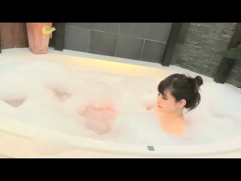【温泉女子】4Kアワアワお風呂！ONSEN【Hot Spring】 - YouTube
