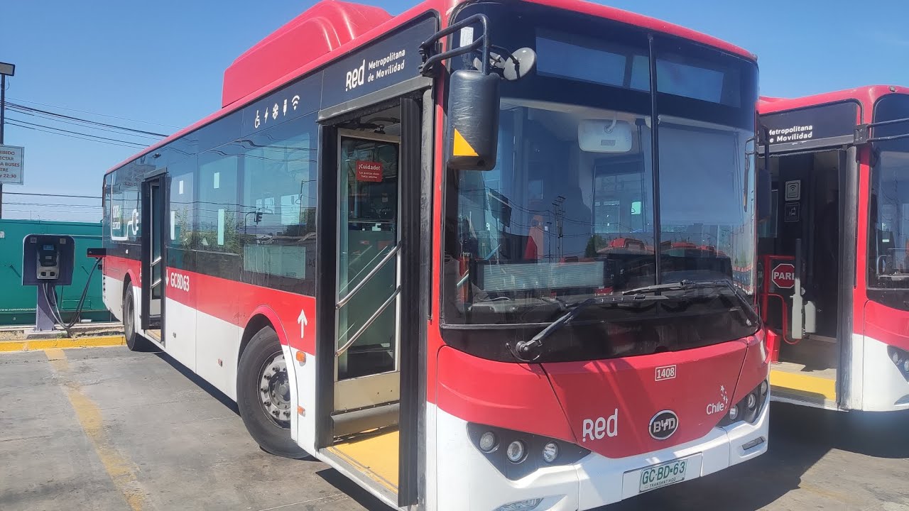 Vista exterior e interior de un BYD K9FE 100% Electrico. GCBD63 - YouTube