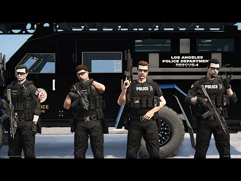 I Made the MOST Realistic SWAT Team in GTA 5 RP (Flashbangs, Smoke Effects, Shields)