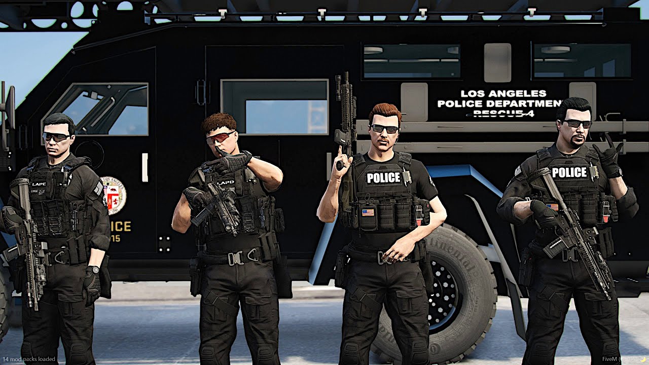 I Made the MOST Realistic SWAT Team in GTA 5 RP (Flashbangs, Smoke ...